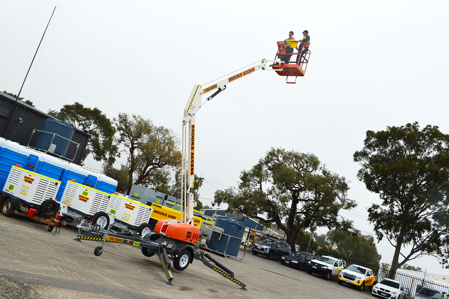 Brooks Access - TRAILER MOUNTED BOOMS!